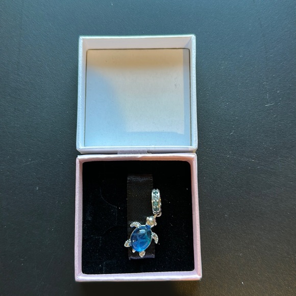 Pandora | Jewelry | Pandora Murano Glass Sea Turtle Dangle Charm ...